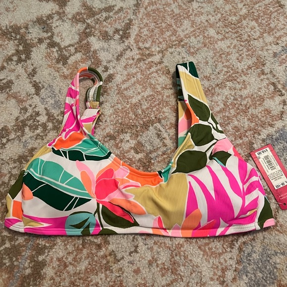 Xhilaration | Swim | Target Bathing Suit Top | Poshmark